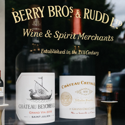 Could we tempt you to a glass of wine? | retailsolutions AG